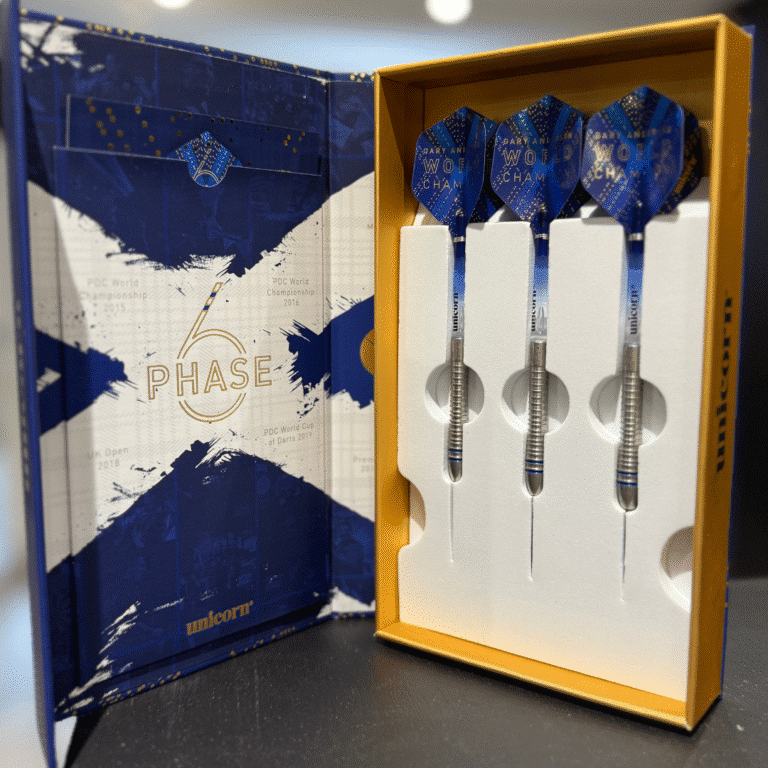 GARY ANDERSON PHASE 6 WORLD CHAMPION UNICORN DARTS – Dart Gear Competitions